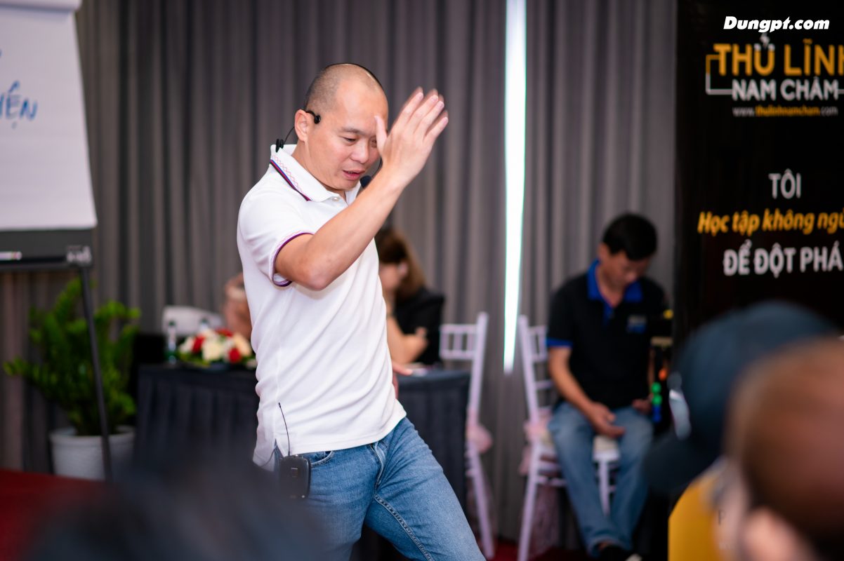 Làm Thế Nào Để Xây Dựng Sự Tự Tin Và Thu Hút Hiệu Quả?